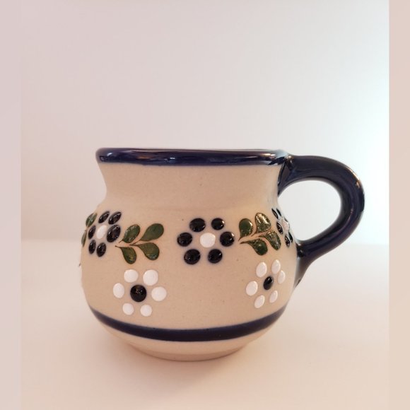 Dining | Set Of 5 Stoneware Raised Dot Flower Glazed Mugs | Poshmark